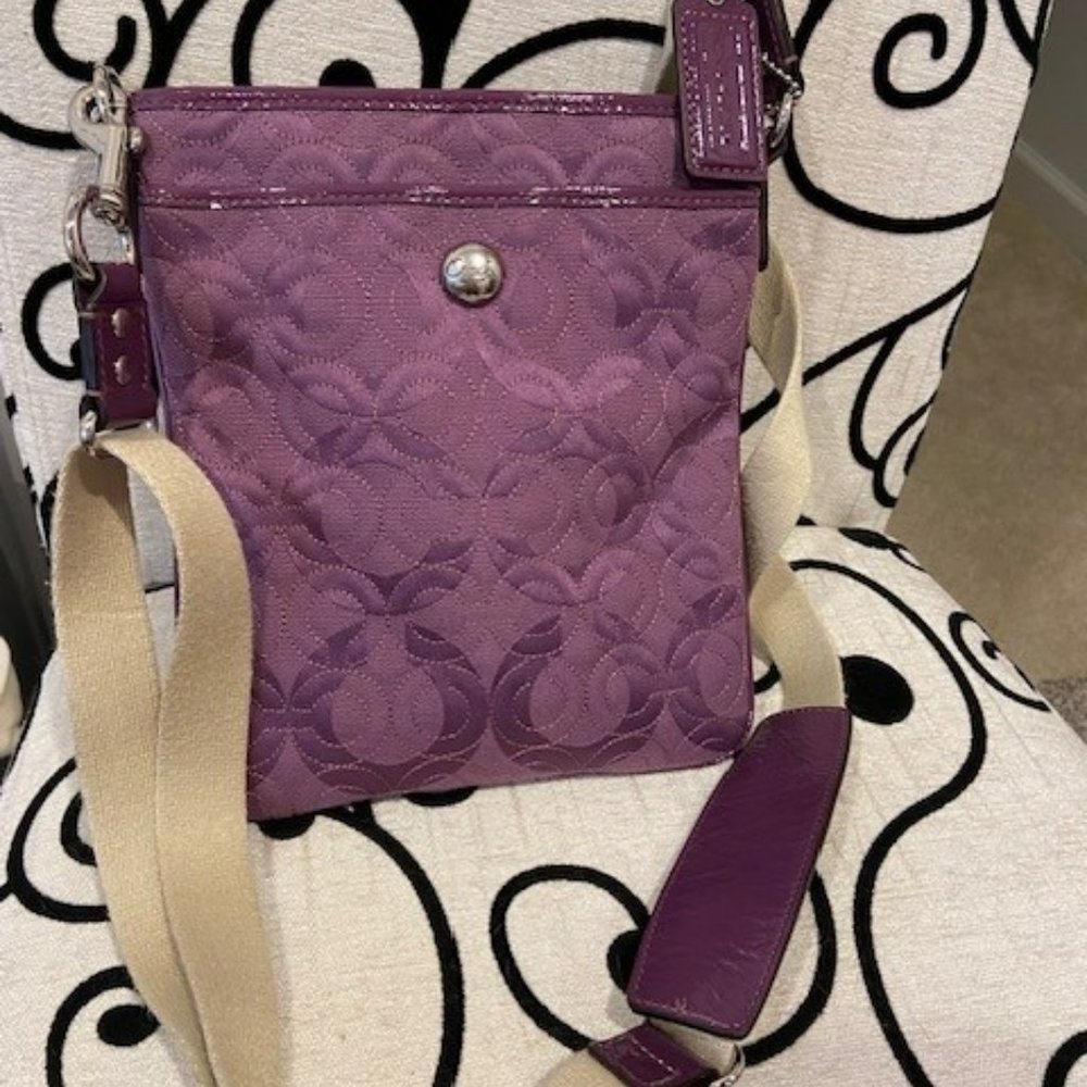 Coach Gramercy Op Art Crossbody/Swingpack Shoulder - Gem